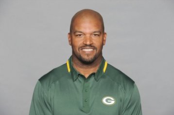 Packers Have Canned Running Backs Coach Sam Gash