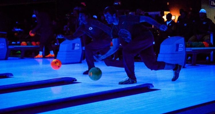 Packers Go Bowling Instead of Practicing | Total Packers