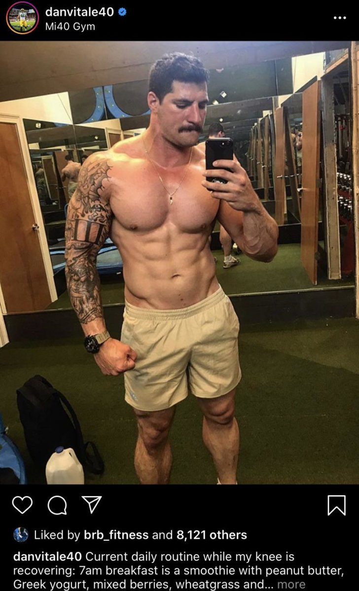 Packers FB Danny Vitale is a Stud Muffin