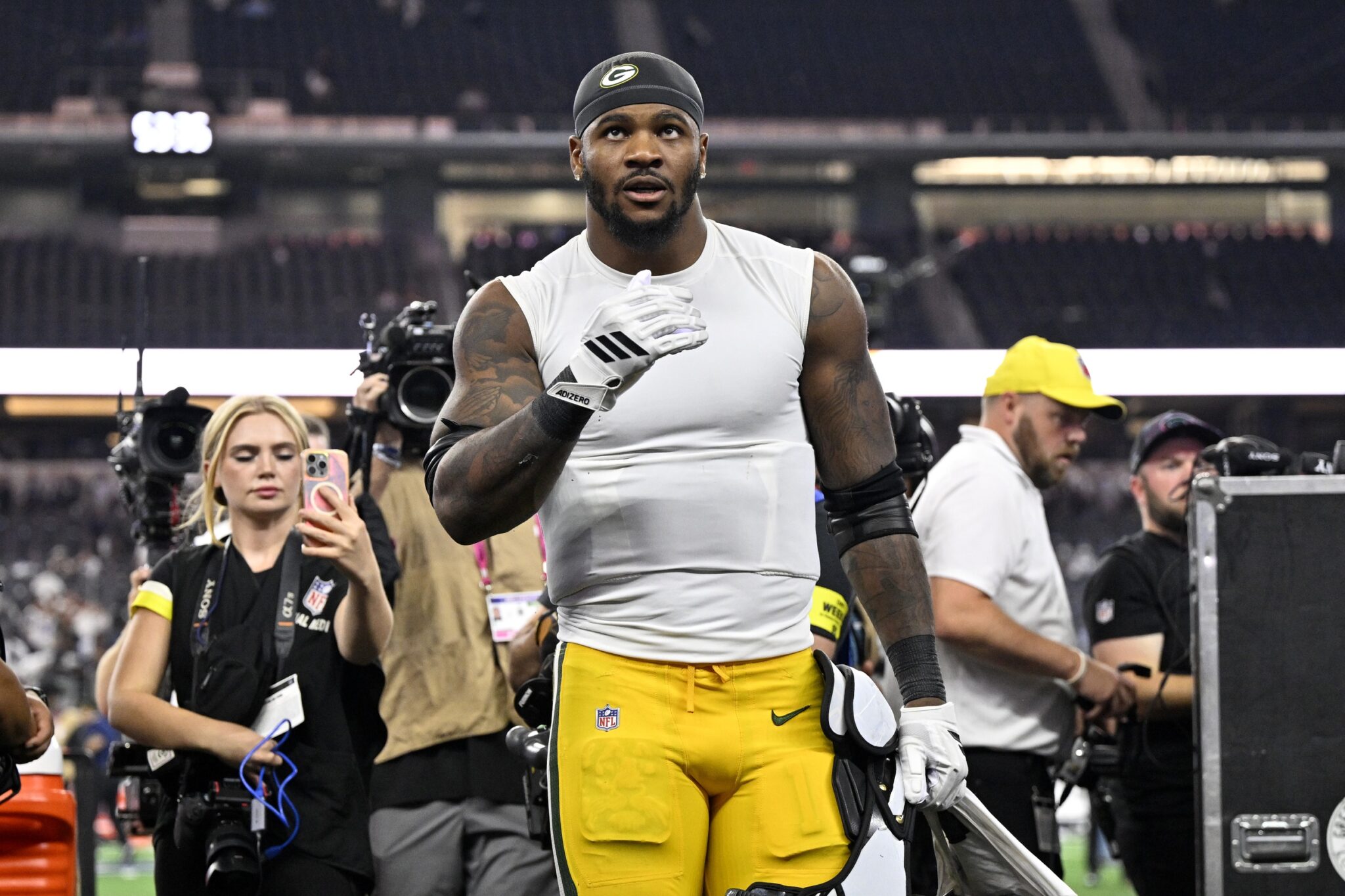 Micah Parsons Reacts to Unfortunate News Shared by Jordan Love's Wife